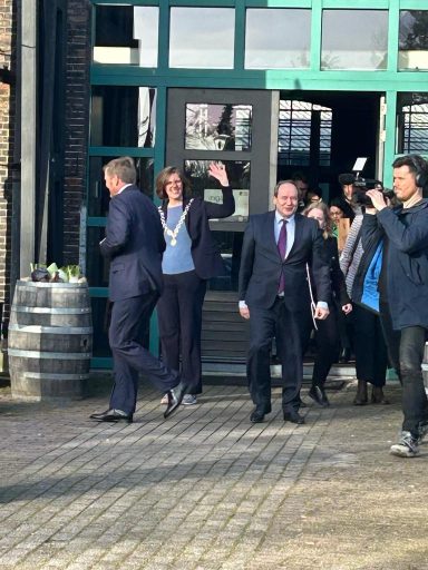 Koning Willem-Alexander bezoekt Graanrepubliek