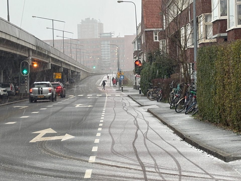 Sneeuw in Groningen vandaag, en dit weekend mogelijk ook witte straten