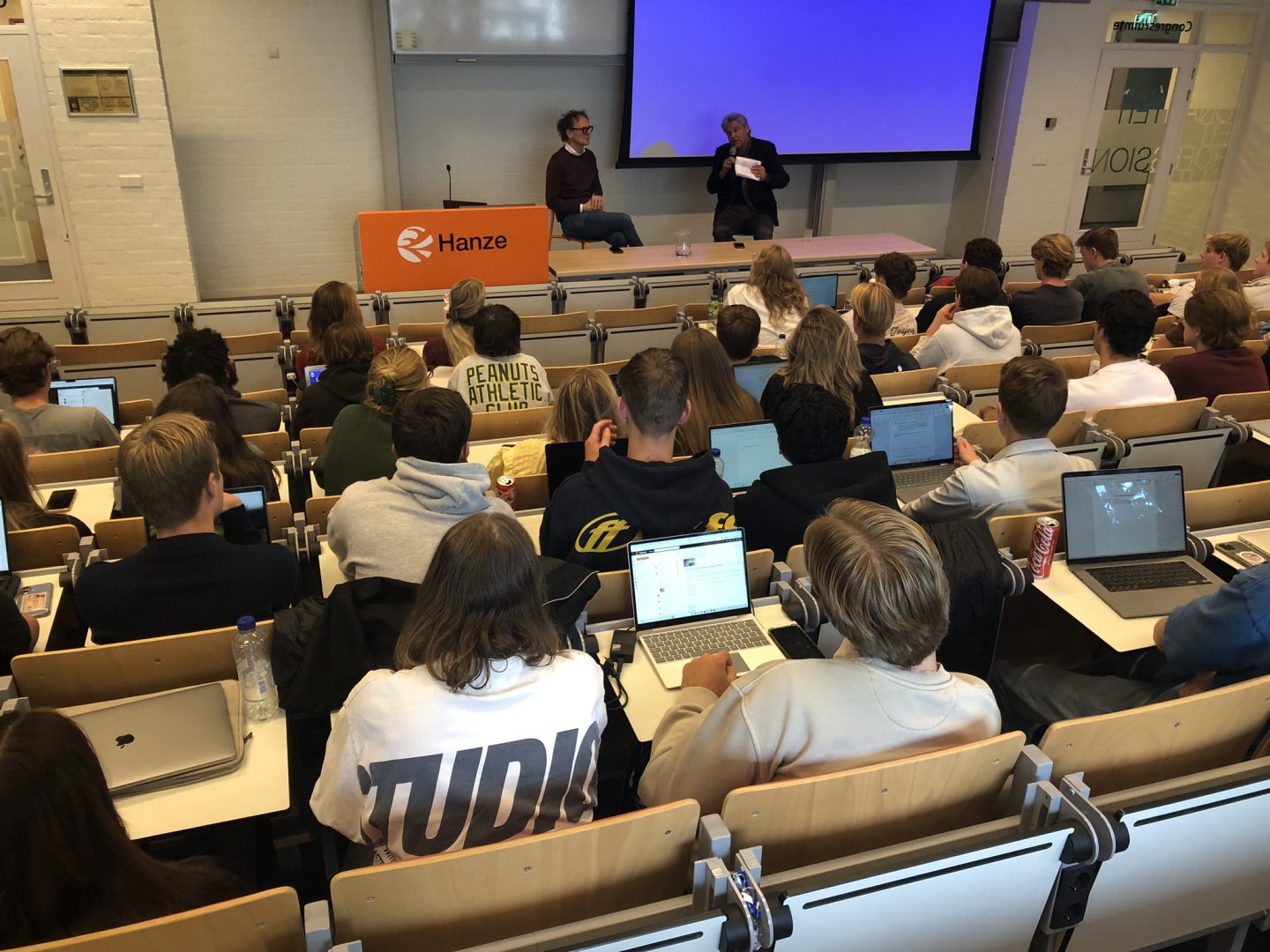 Energie, humor en inspiratie bij College Tour met Ben van der Burg